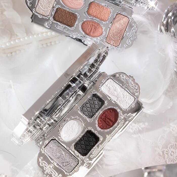 Flower Knows Серия теней для век/02 черный лебедь