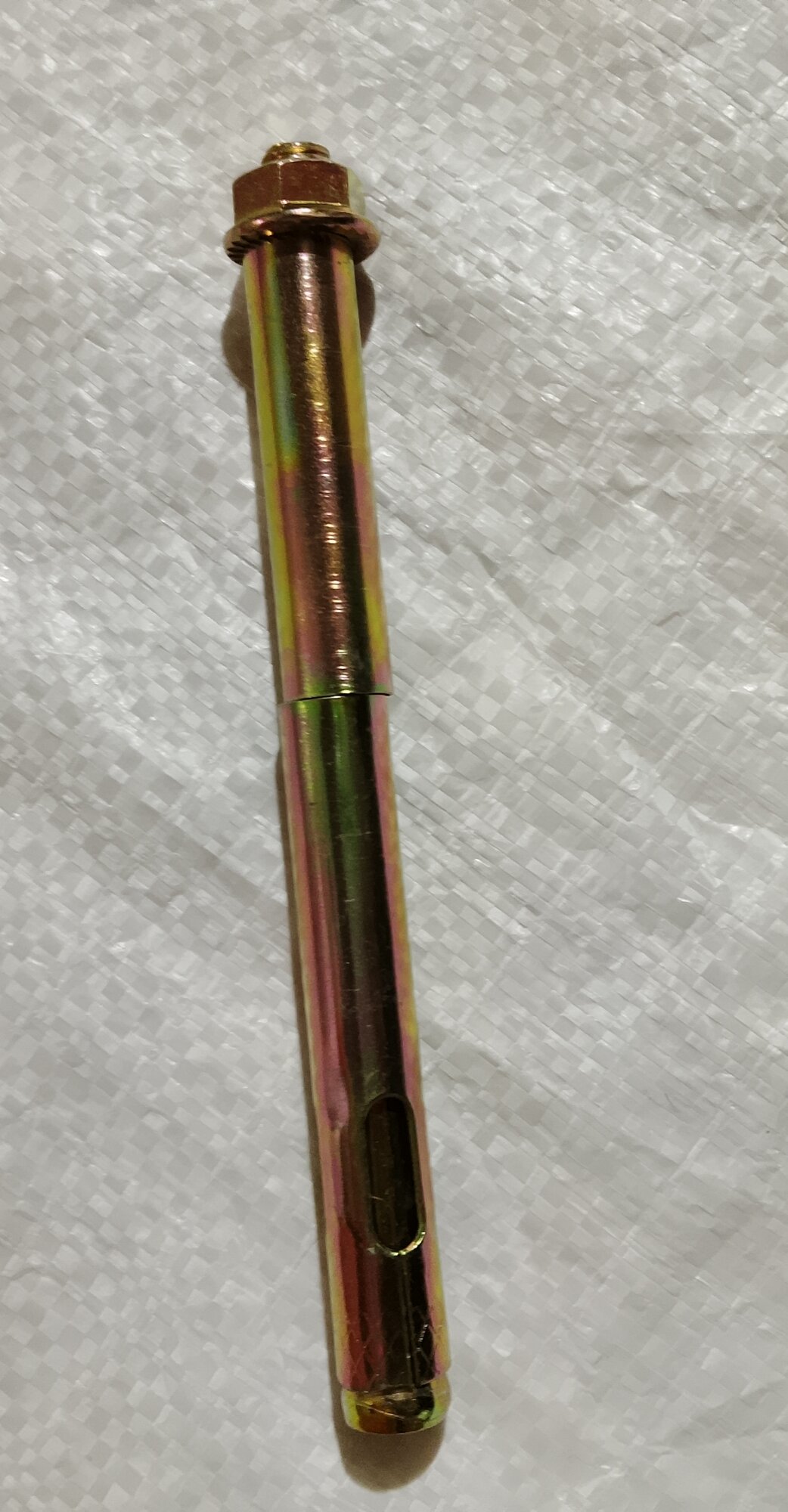 Анкер - болт с гайкой Ø 14 х 150 мм в комплекте 25 штук.