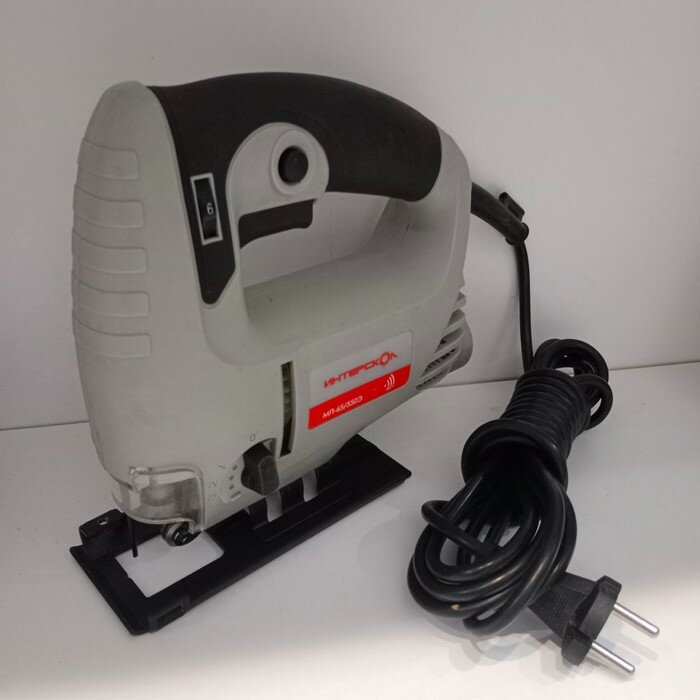 Лобзик Интерскол МП-65/550Э