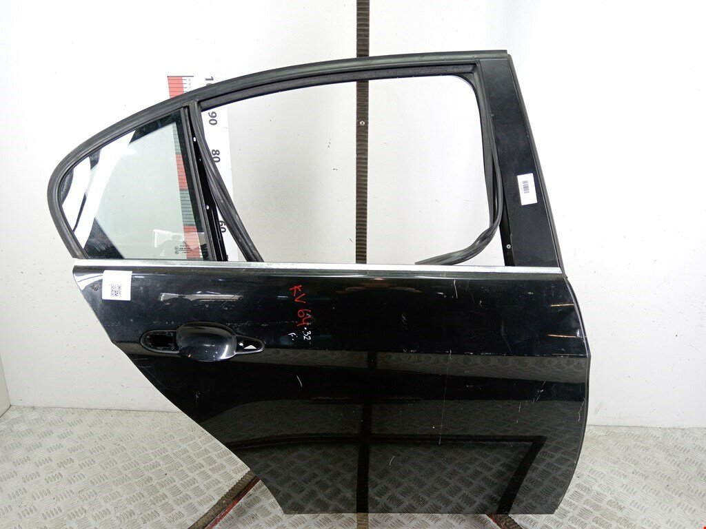 Дверь задняя правая BMW 3-Series (E90/E91/E92/E93) 41007203648 арт. 2243491