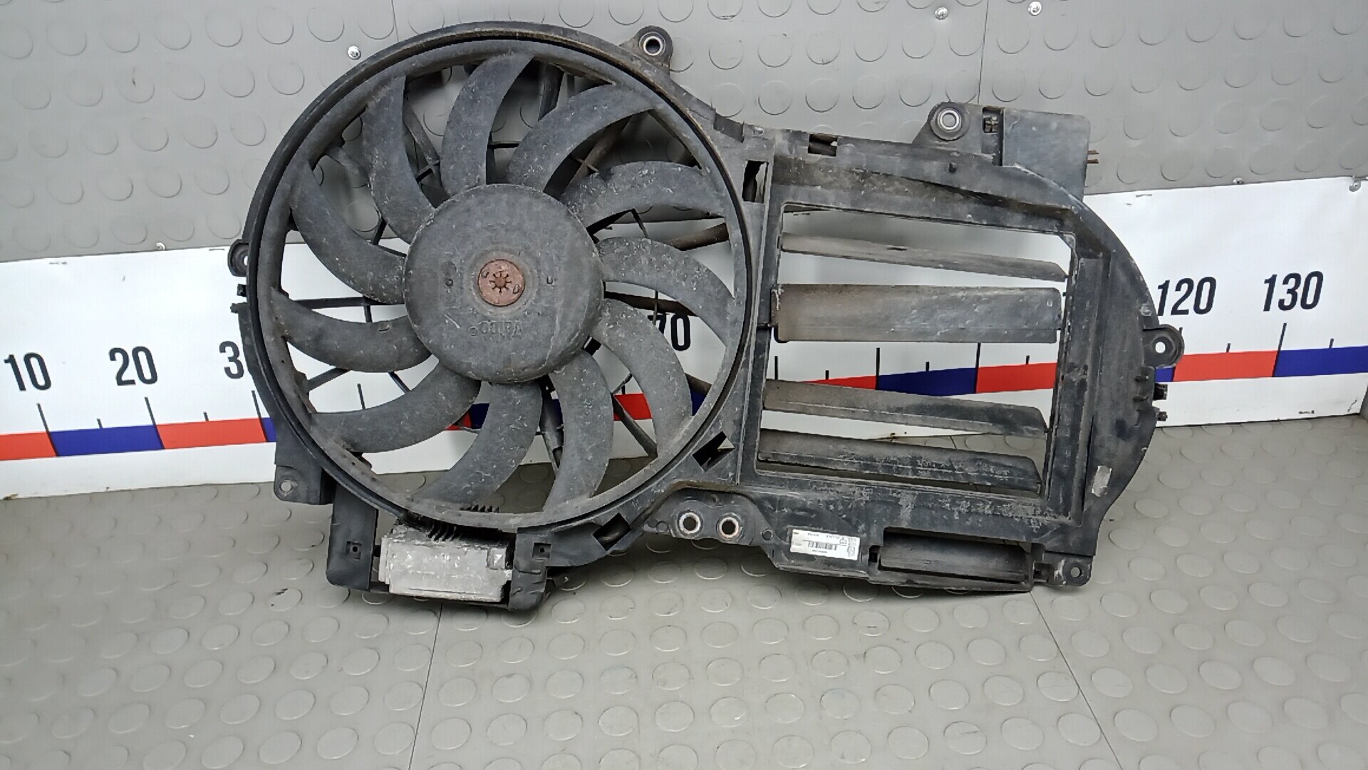 Вентилятор радиатора AUDI A6 C6, Номер 4F0959455, 4F0959501F, 4F0121207D