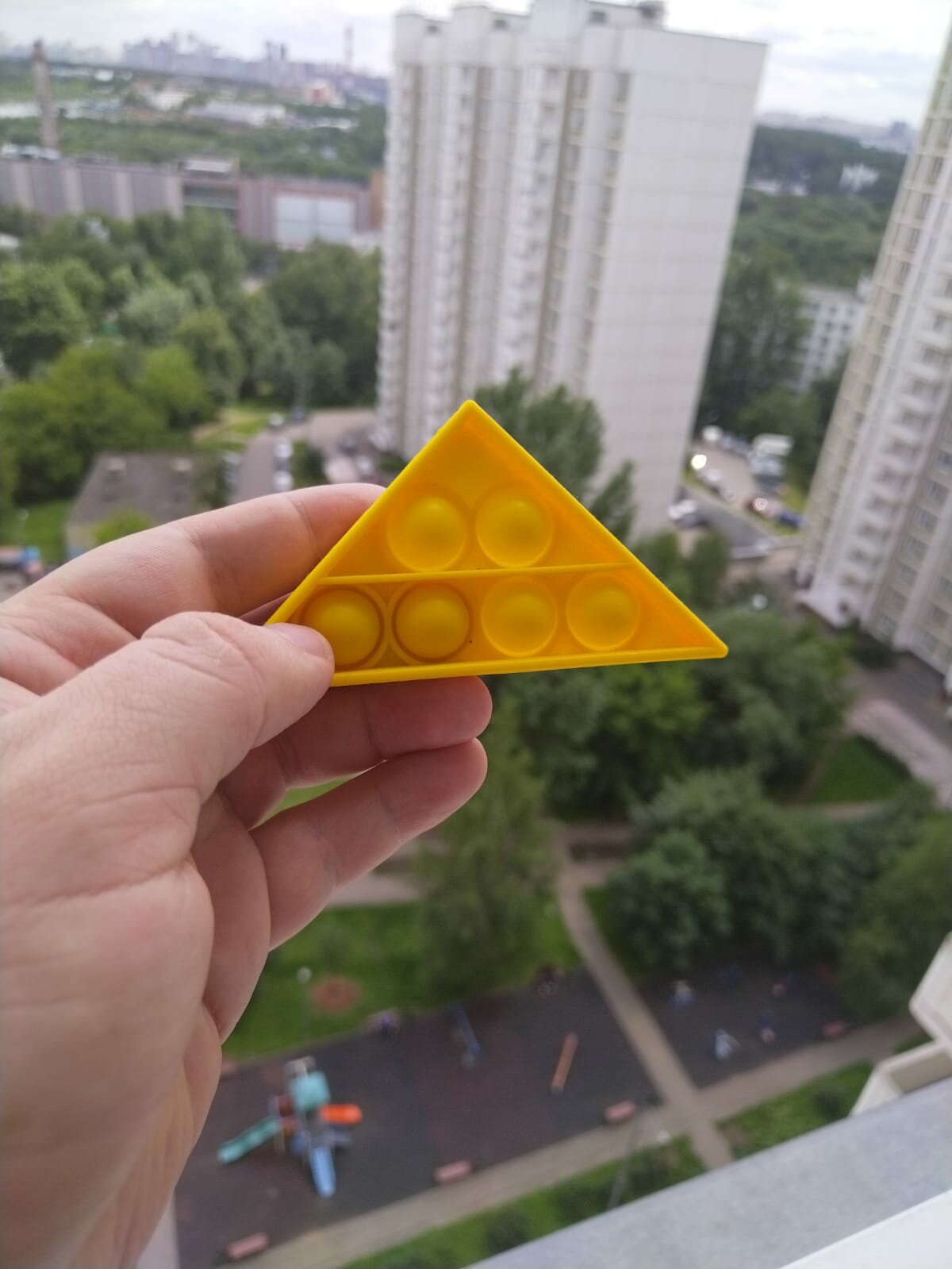 Поп ит триугольник