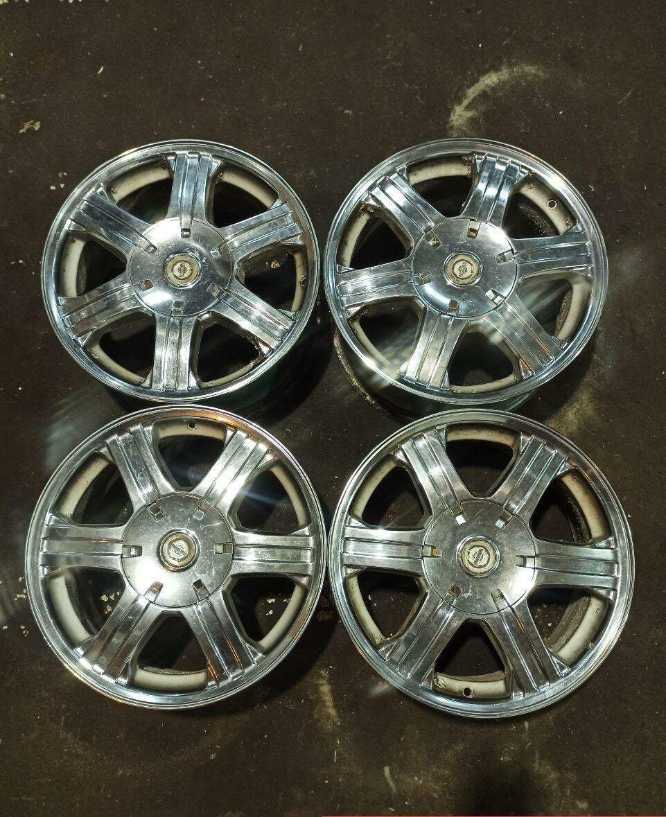 Колесные диски Chrysler 17x7.5 PCD 5x127 D71.6 ET51 Хромированный (оригинал)