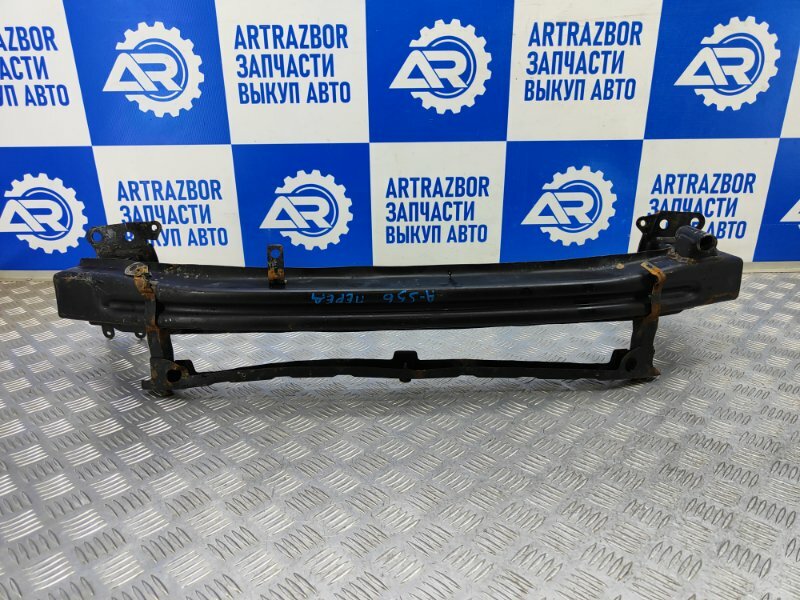 Б/У Усилитель переднего бампера Skoda Octavia A5 / Шкода Октавия A5 1.6 BLF 116 Л.С 2006