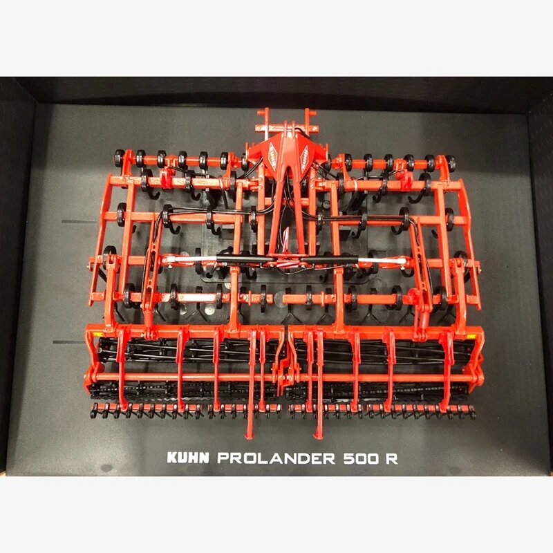 HYINUO металлический трактор KUHN 500R 1:32