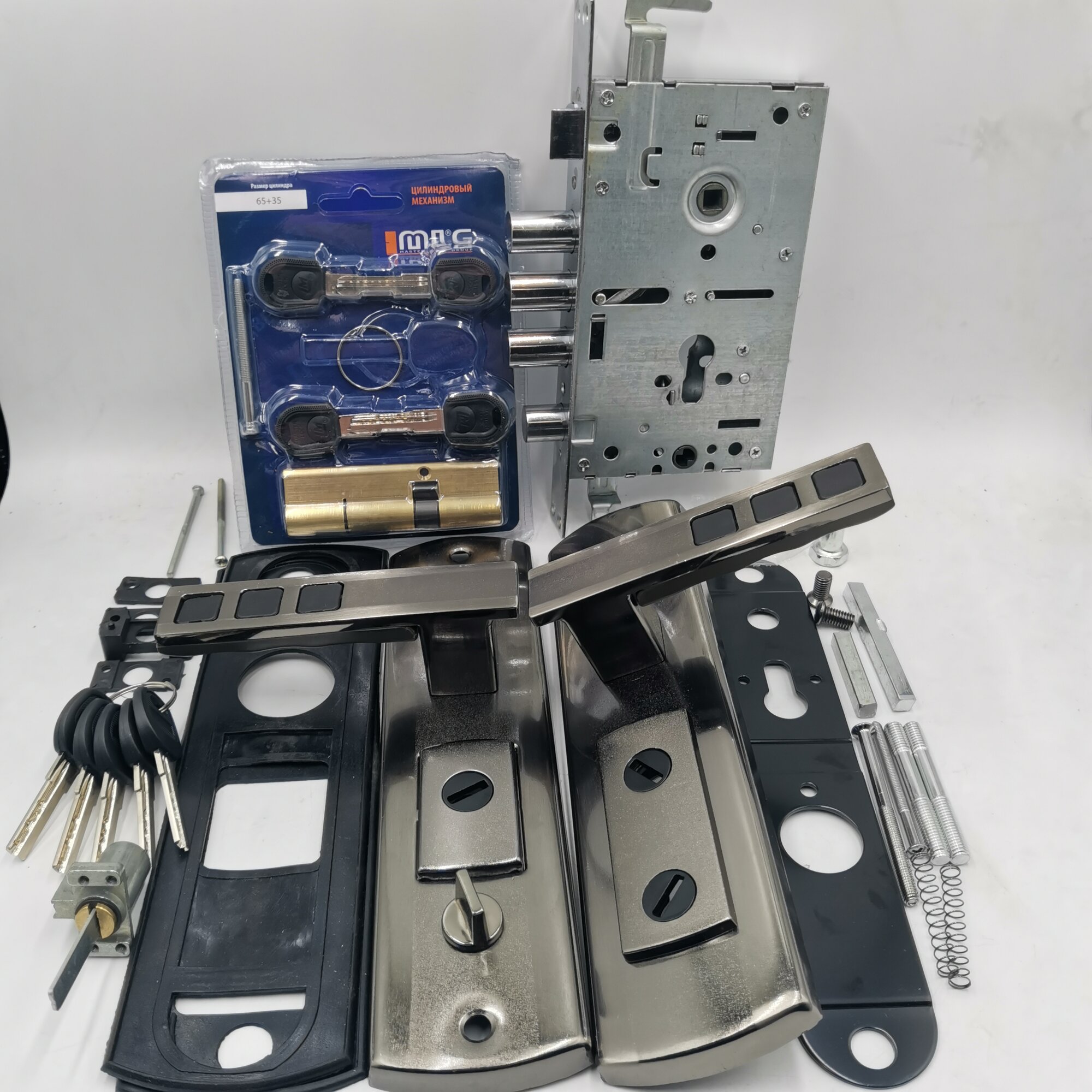 Замок на китайскую дверь под Master Lock 300 авто R (правый)