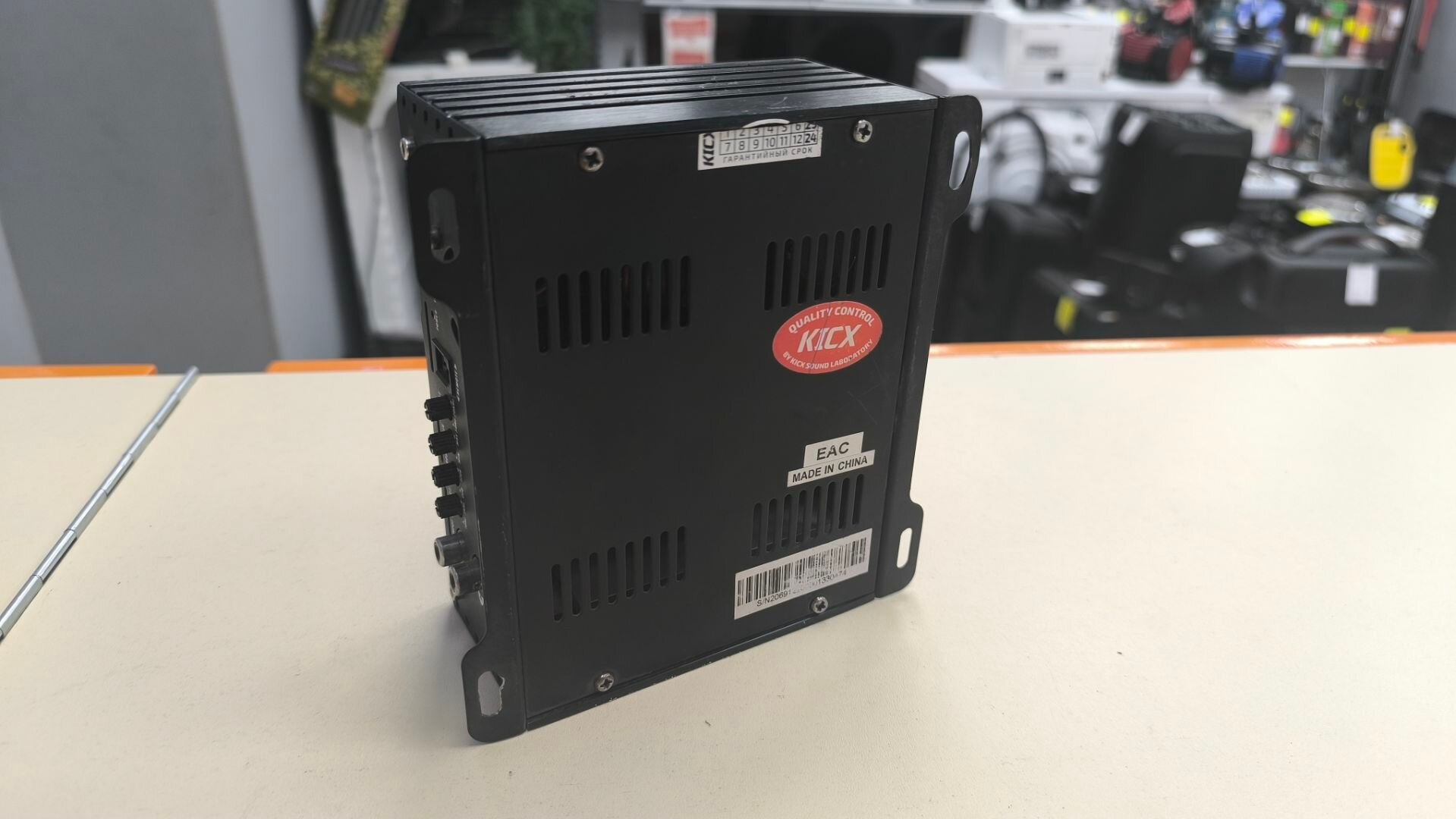 Автомобильный усилитель 1 канал KICX ST 1.1500DF широкополосный моноблок