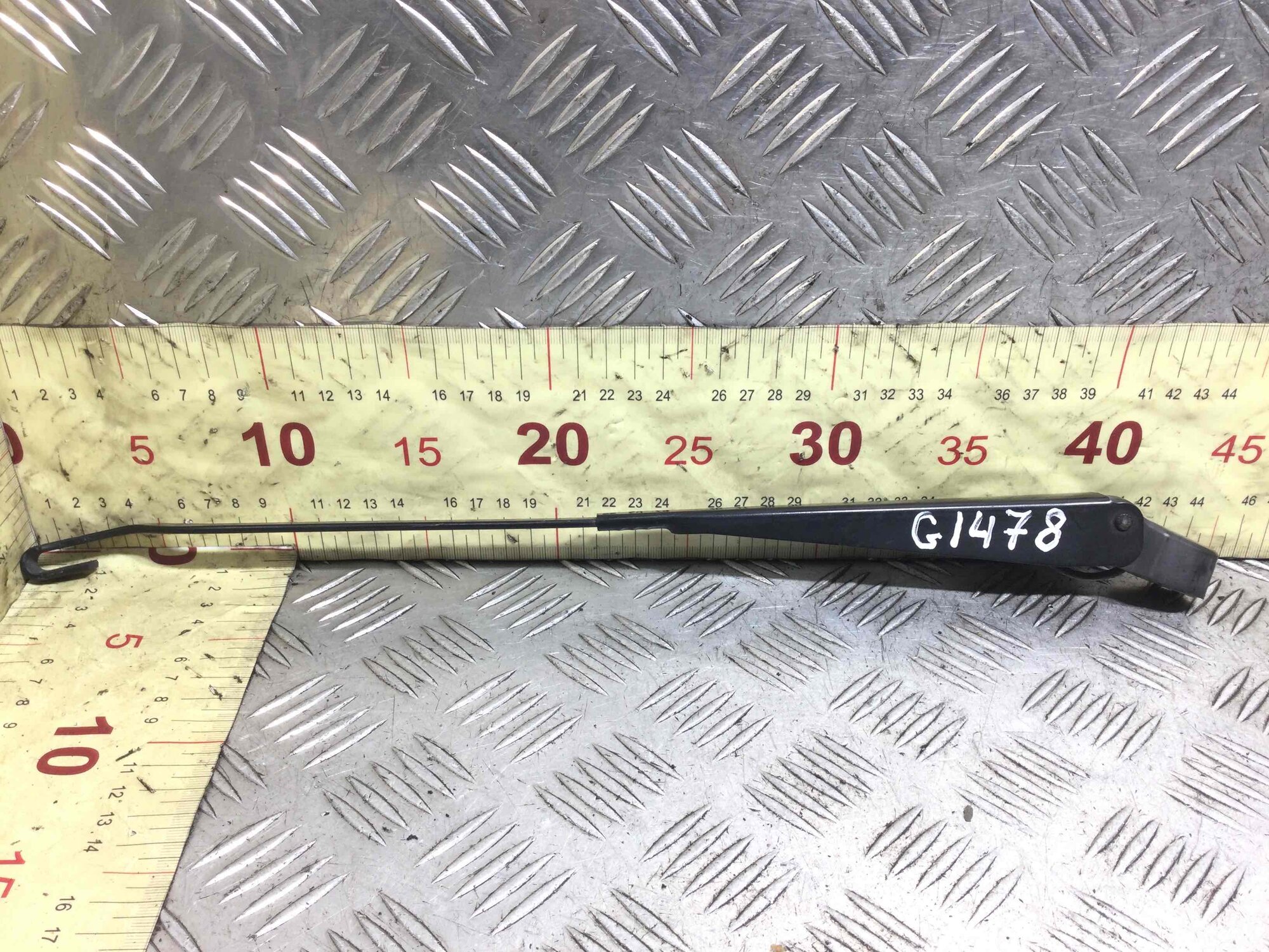 Б/У Щеткодержатель (поводок стеклоочистителя, дворник) Ford Mondeo 3 поколение (2000-2003) 2002 г.