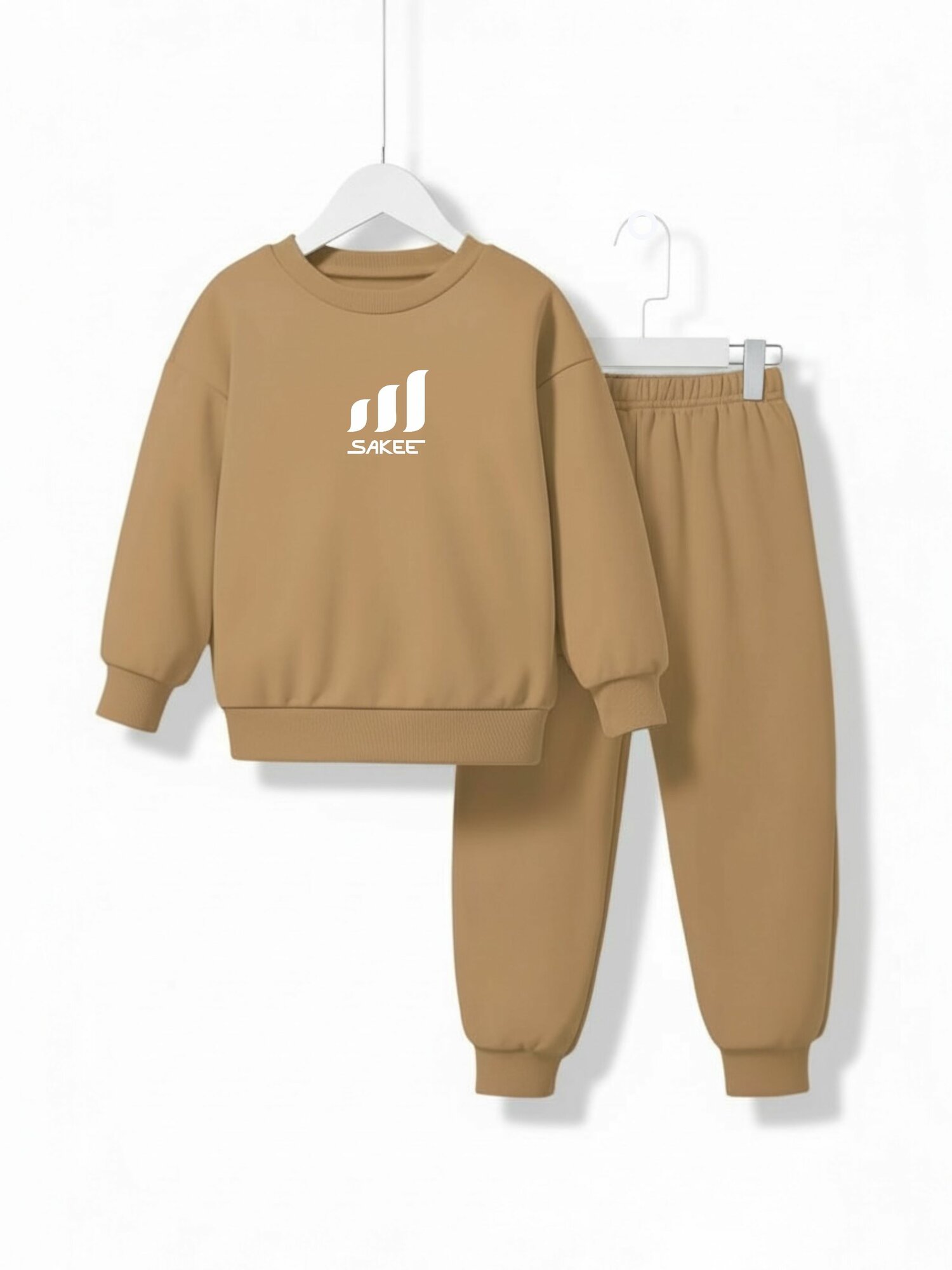 Костюм спортивный