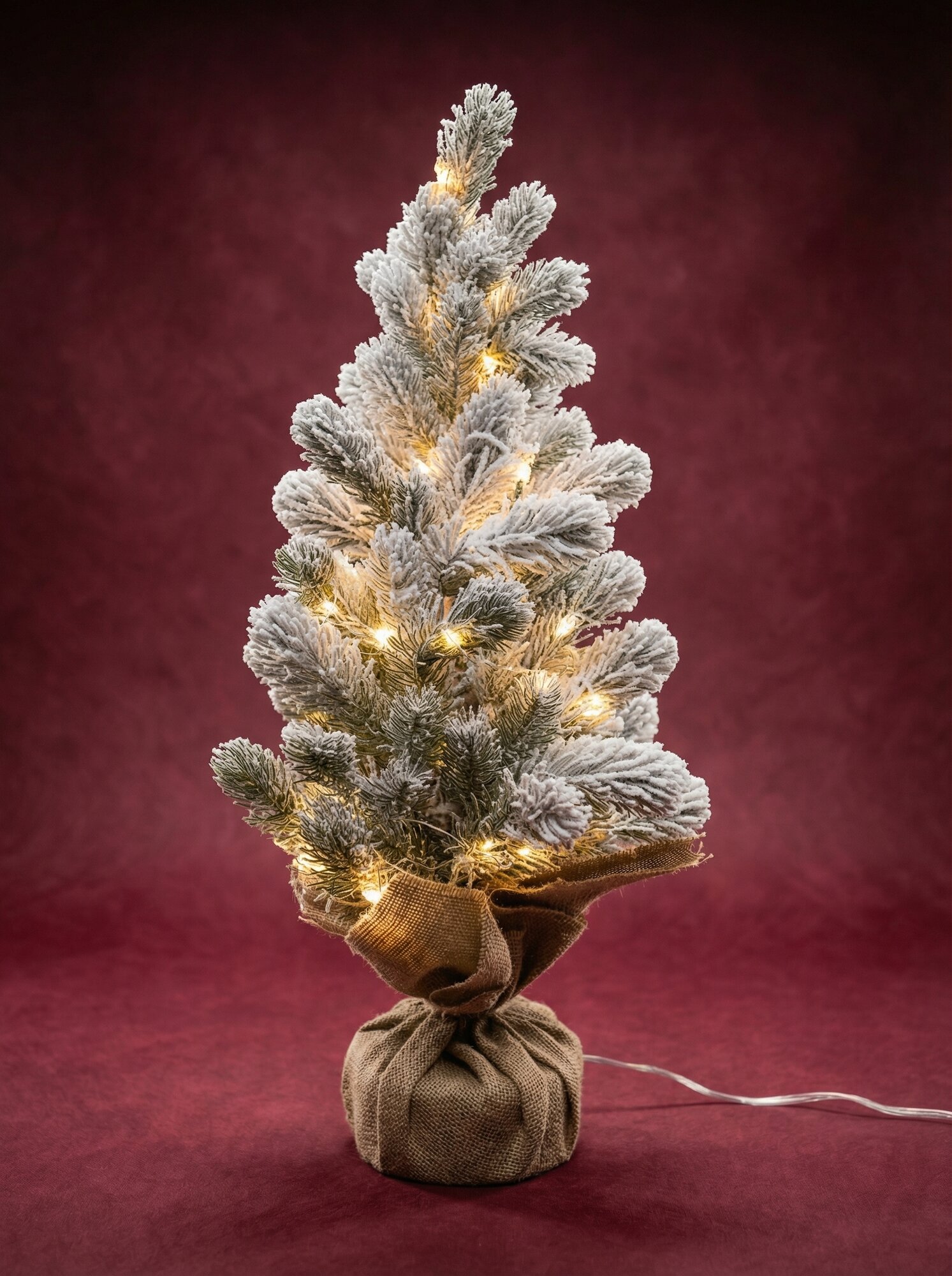 Ёлка искусственная заснеженная, с тёплым белым свечением, 8 режимов, высота 56 см