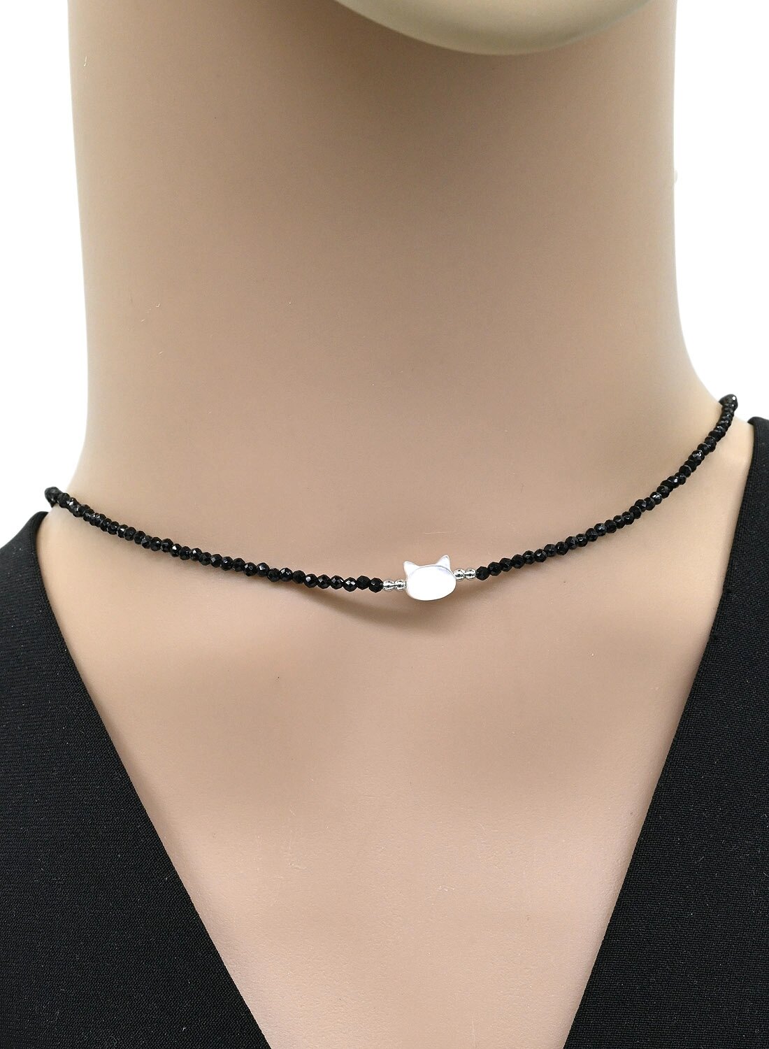 Чокер, шпинель