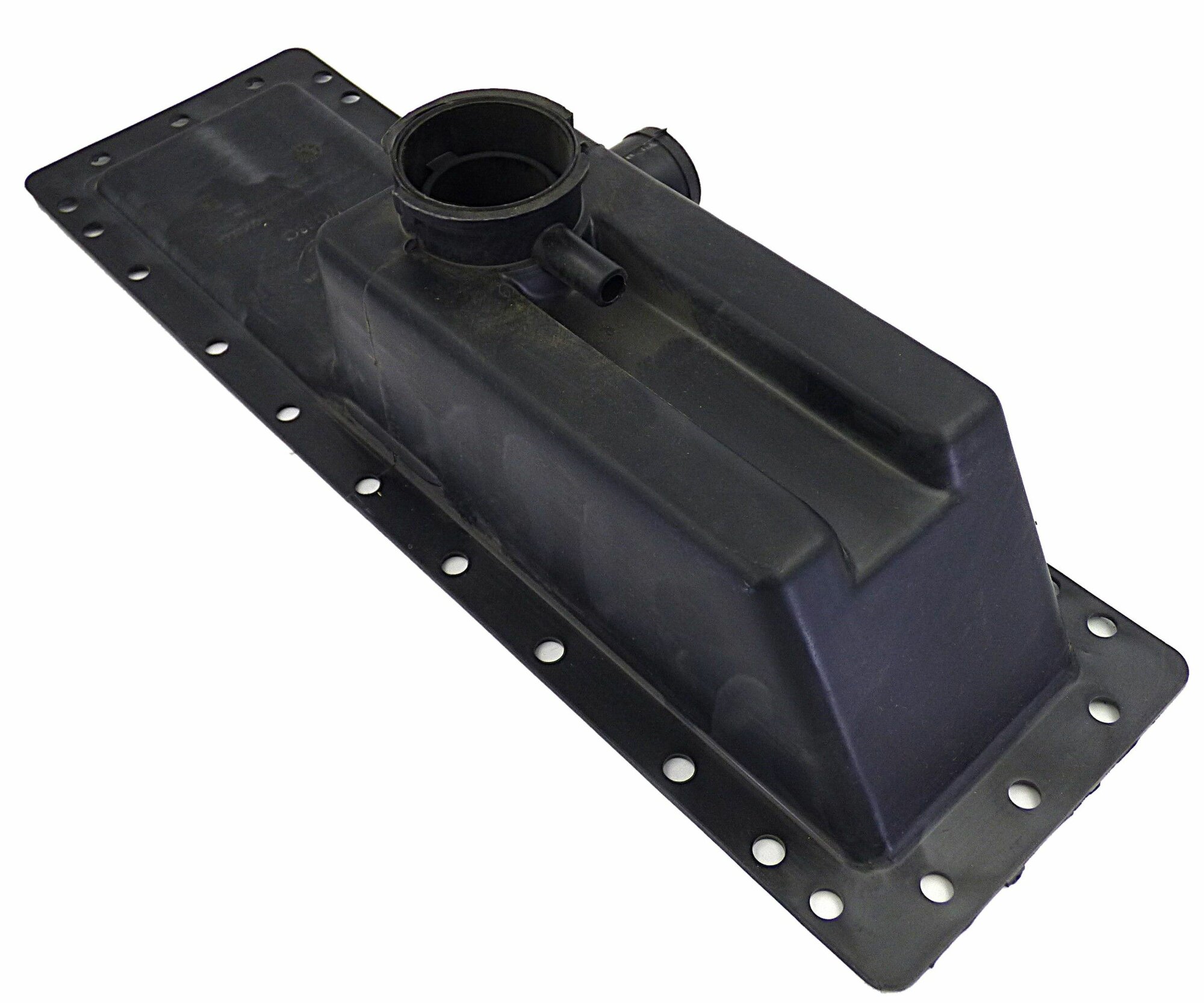 Бак радиатора верхний 70У-1301055, пластик, двигателя д-240, для колесных тракторов и экскаваторов марки МТЗ