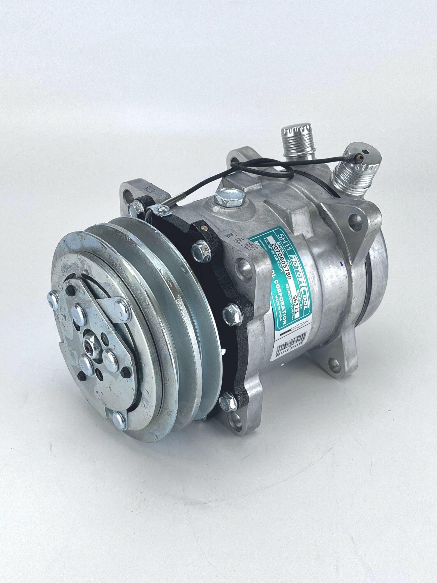 Компрессор кондиционера Sanden 5H11 (24V, А2) выходы вертикальные (O-ring ) 3/4" - 7/8" универсальный