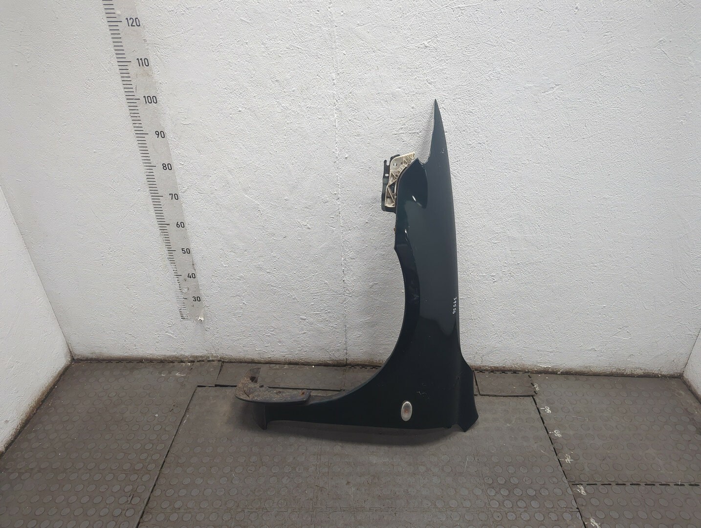 Крыло левое переднее Mazda 6 (GG) Б/У