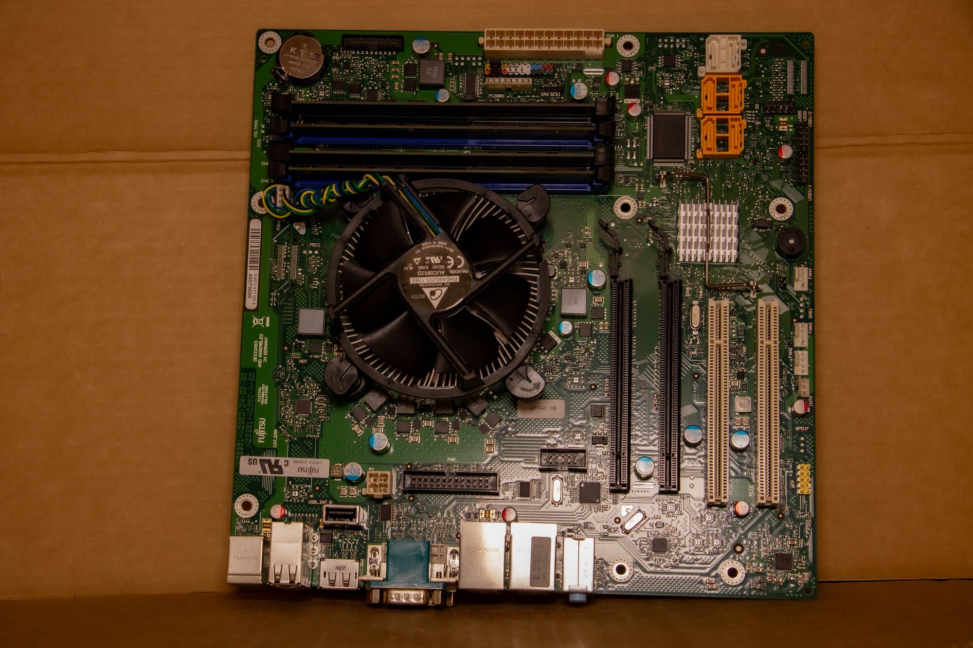 Материнская плата Fujitsu D3071-S11 GS3, чипсет Intel Q67, сокет LGA1155