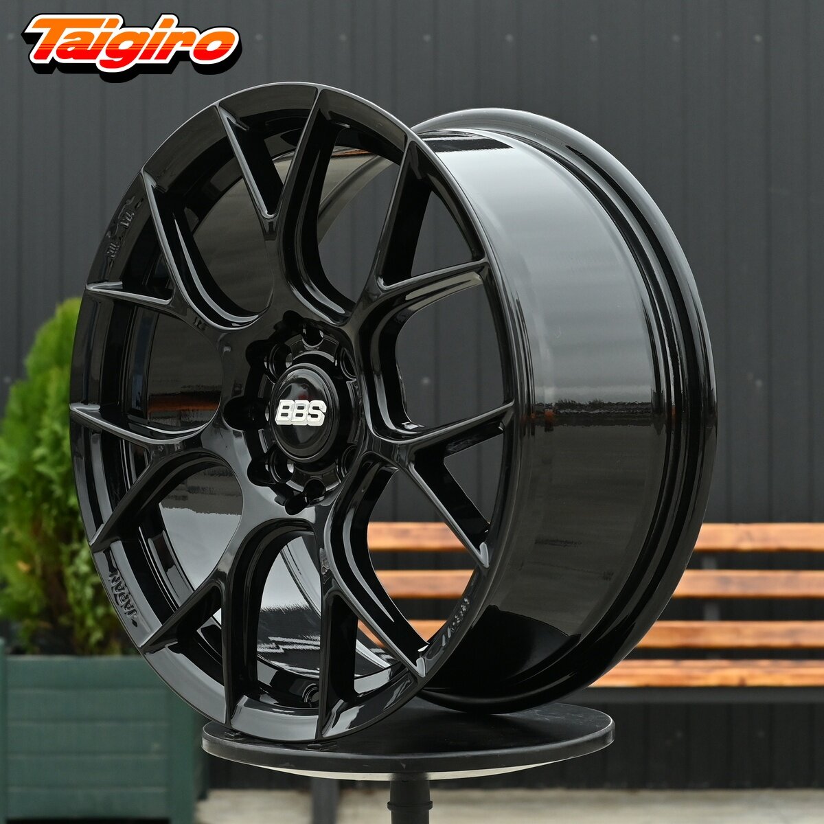 Комплект литых дисков R16 BBS CH-R Стиль 7.0J ET40 4*100/114.3 Черный (BC17)