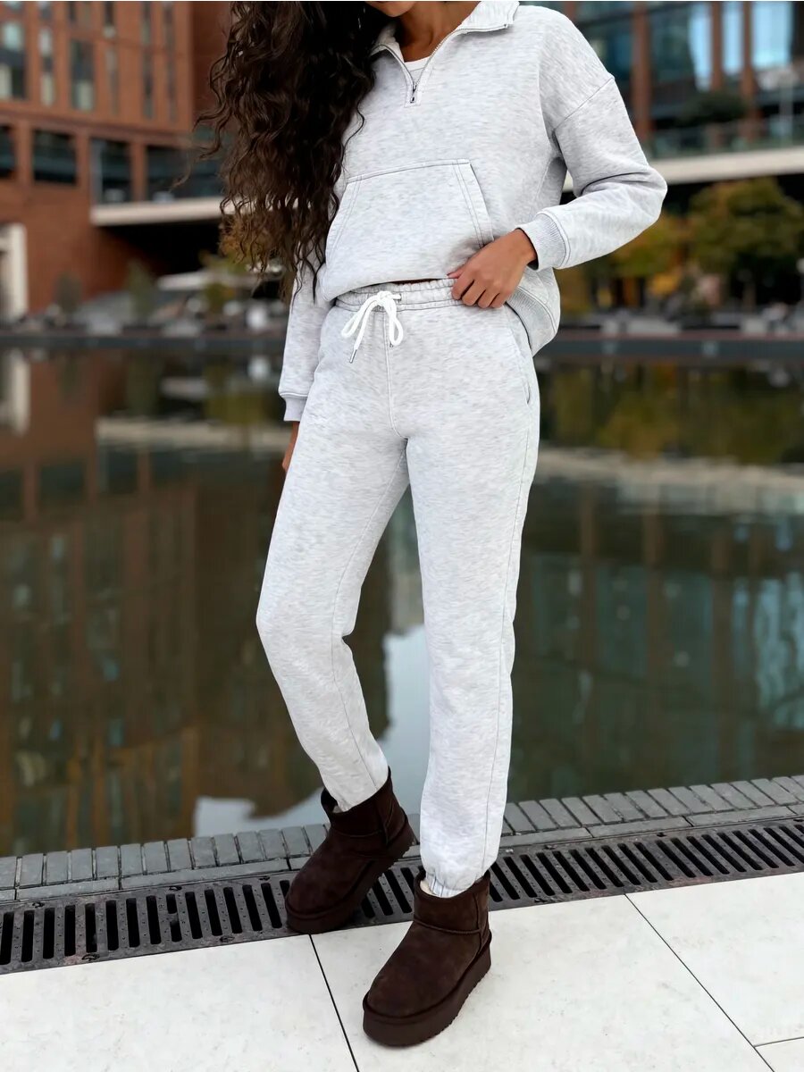 Костюм спортивный осень-зима 2025