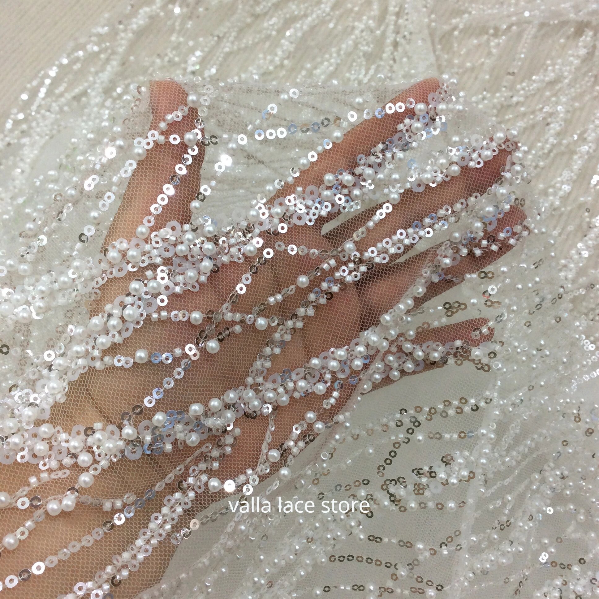 Африканское кружево с бисером для пошива