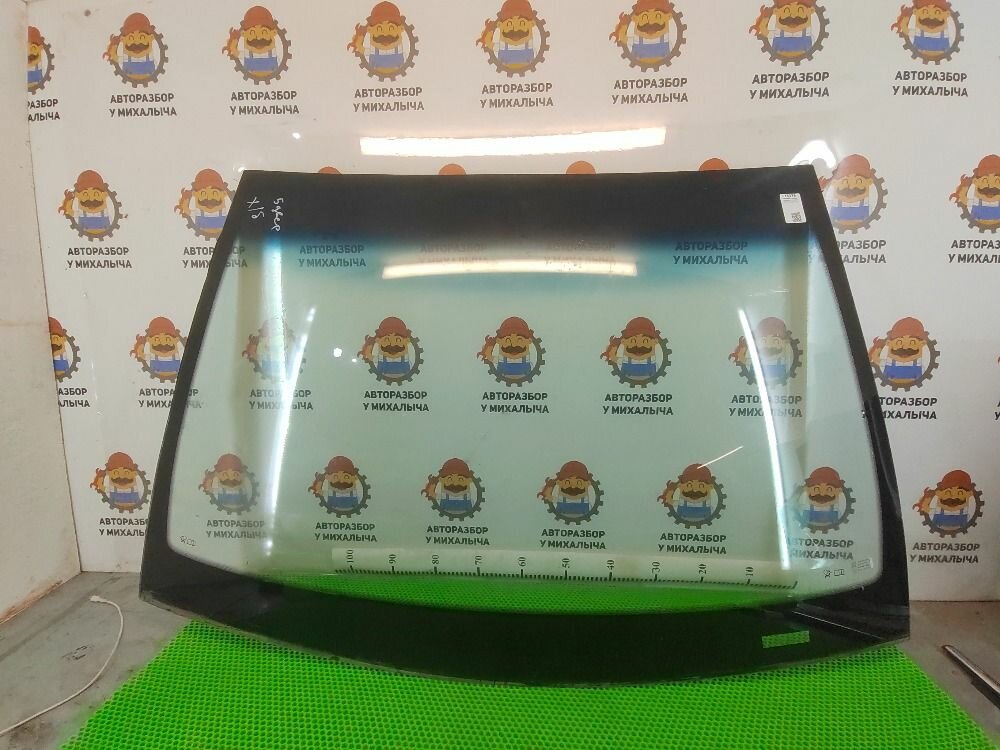 Лобовое стекло Opel Astra GTC H Z16XER 2004 (б/у) 161161