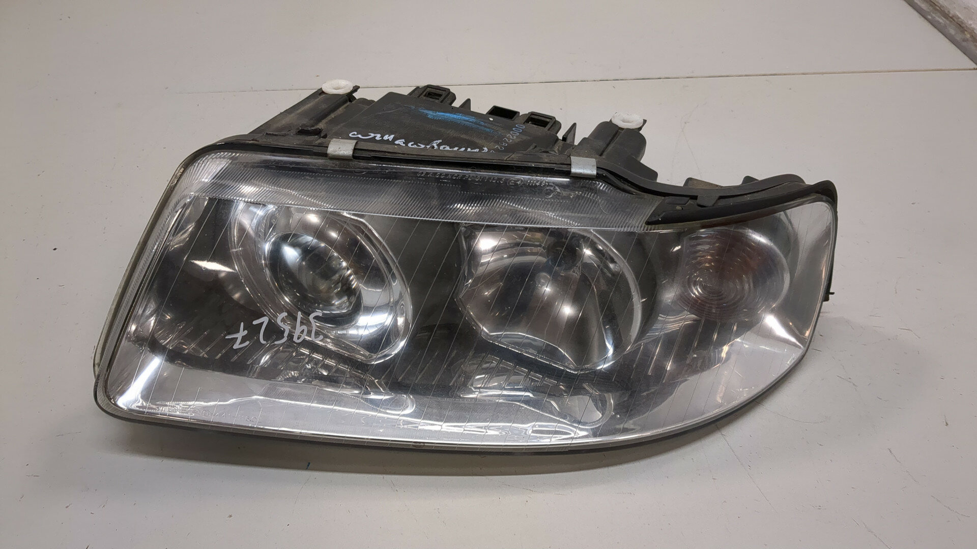 Фара (передняя) левая Audi A3 (8L) Б/У