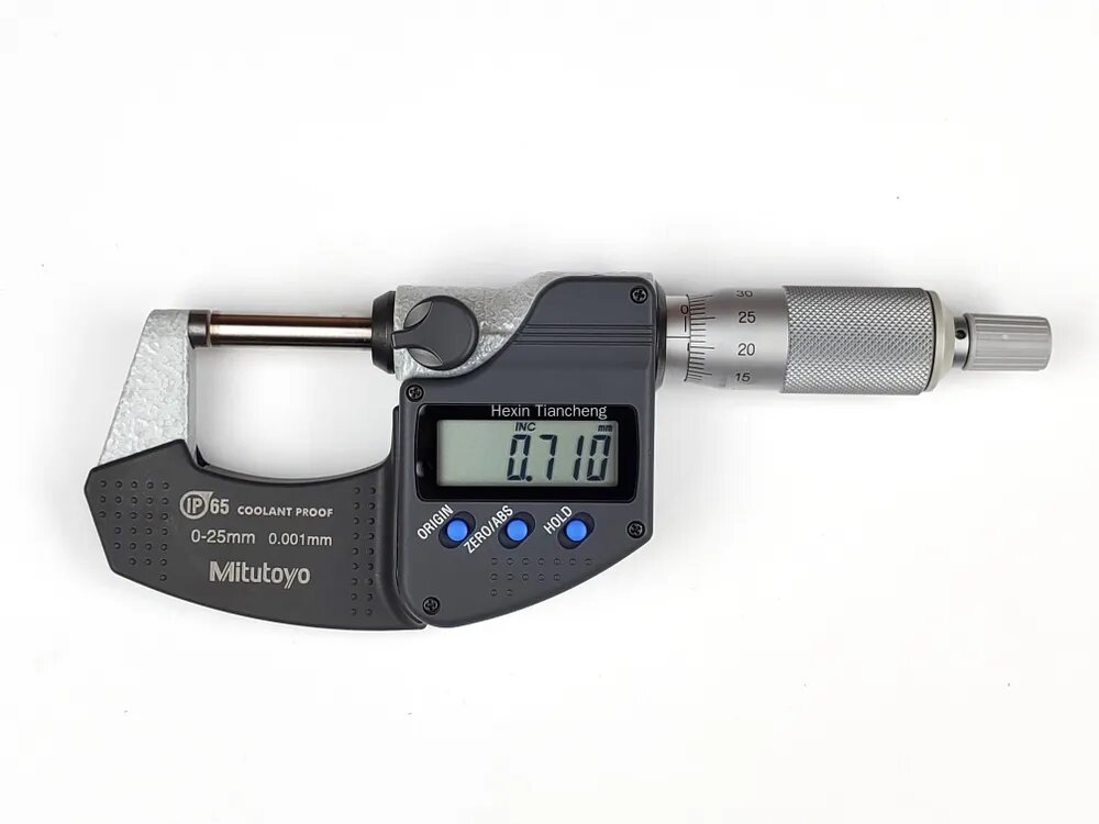 Микрометр цифровой Mitutoyo 293-240-30, цифровой, 0-25 мм, IP65, с трещоткой