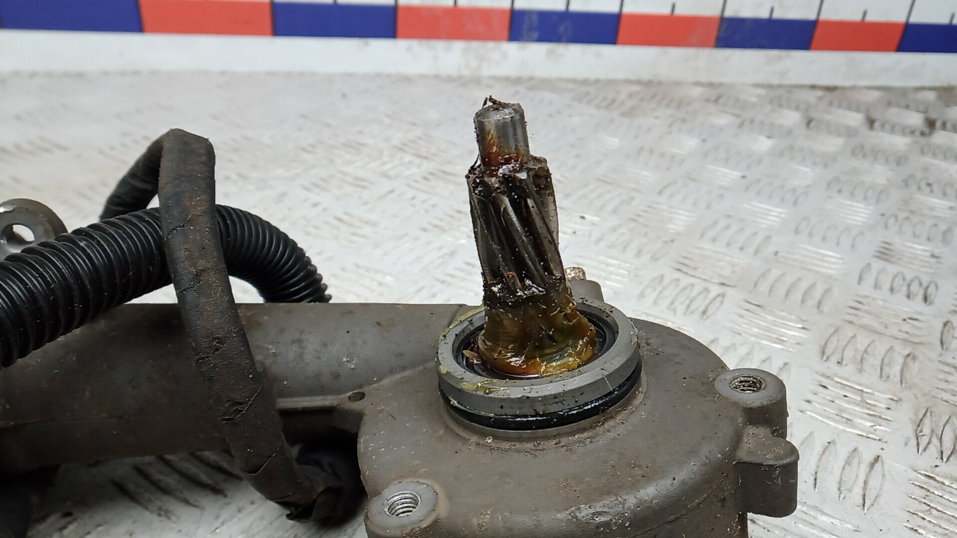 Электроусилитель руля SKODA YETI 1, Номер H227805177285