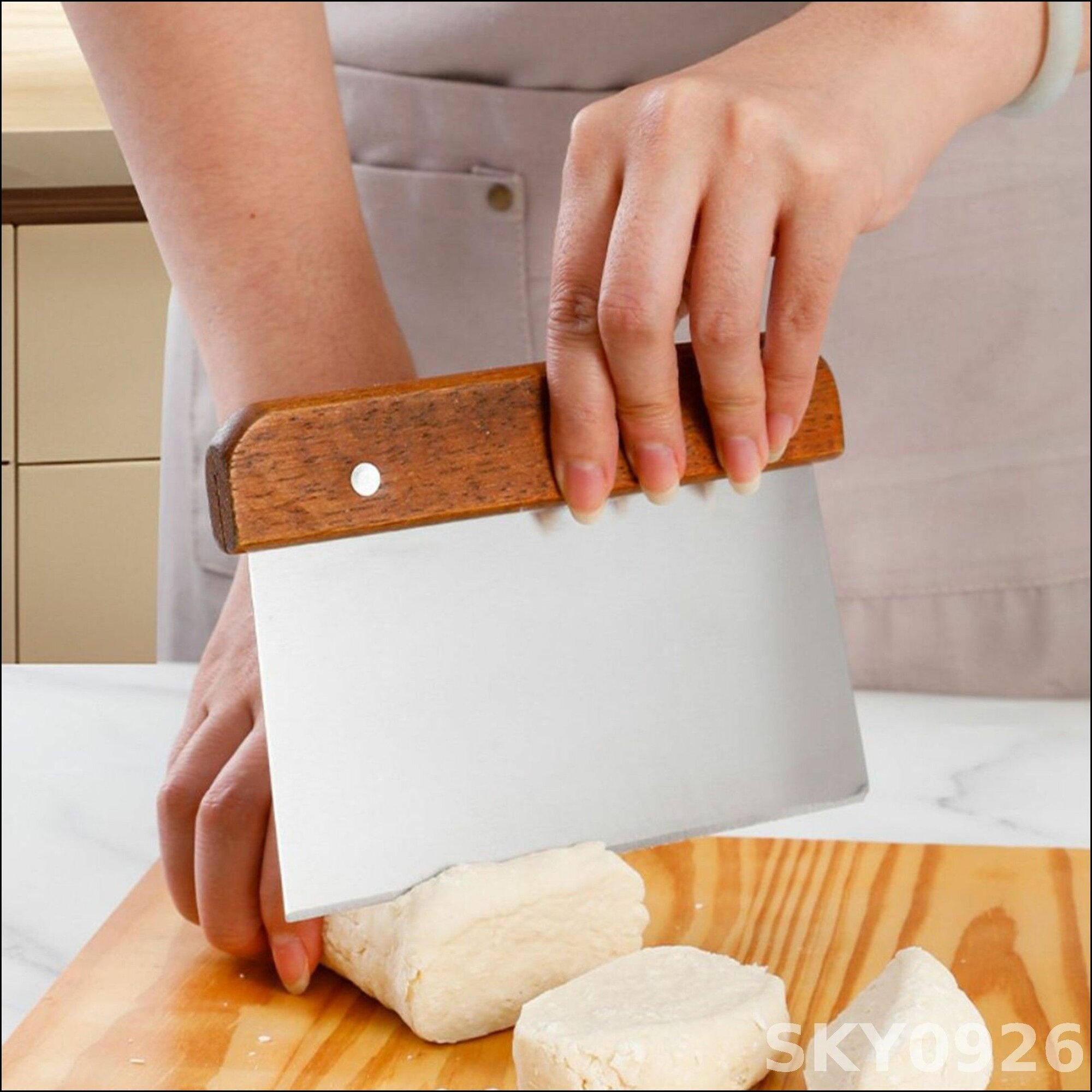 Нож для нарезки лапши из нержавеющей стали с деревянной ручкой