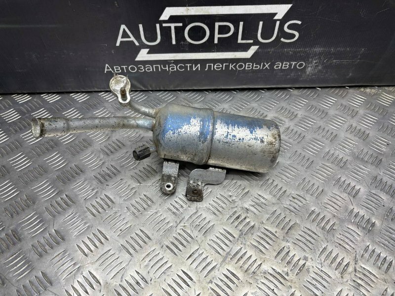 Осушитель кондиционера Ford Focus 2003 (1.6 CDDA) Б/У с пробегом Арт. 18045 — фото 1