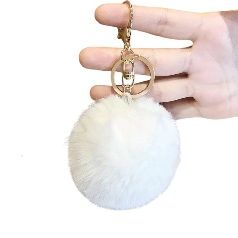 Пушистый брелок-помпон, Белый