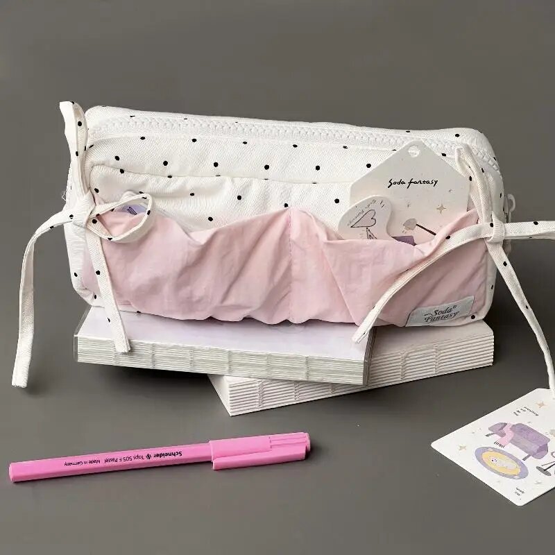 Розовый пластиковый пенал CutePolkaDotBowPencilCaseWithPinkAccessories