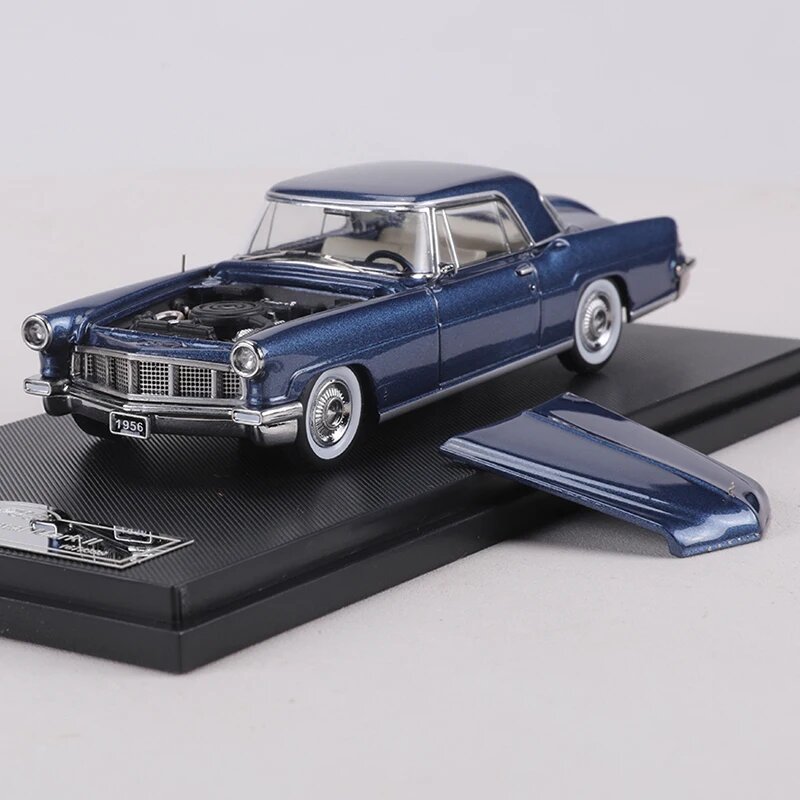 Burago 1:64 Lincoln Continental Mark II, синий