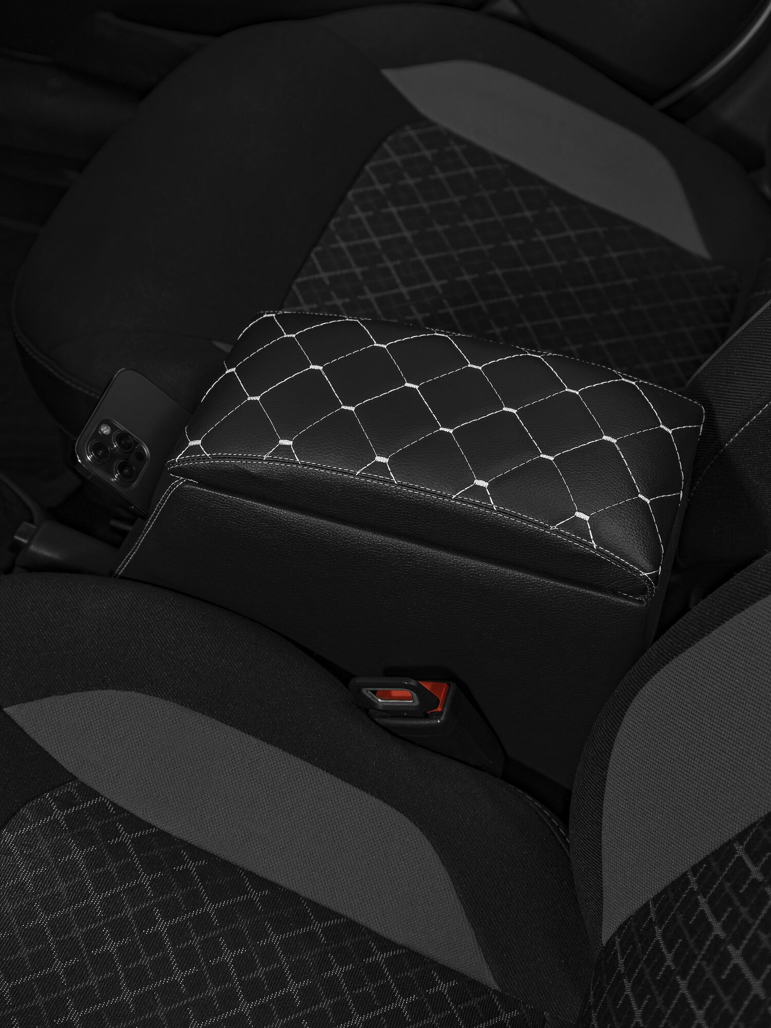 Подлокотник "ErniMoto" , для LADA Grata/Datsun/Kalina2