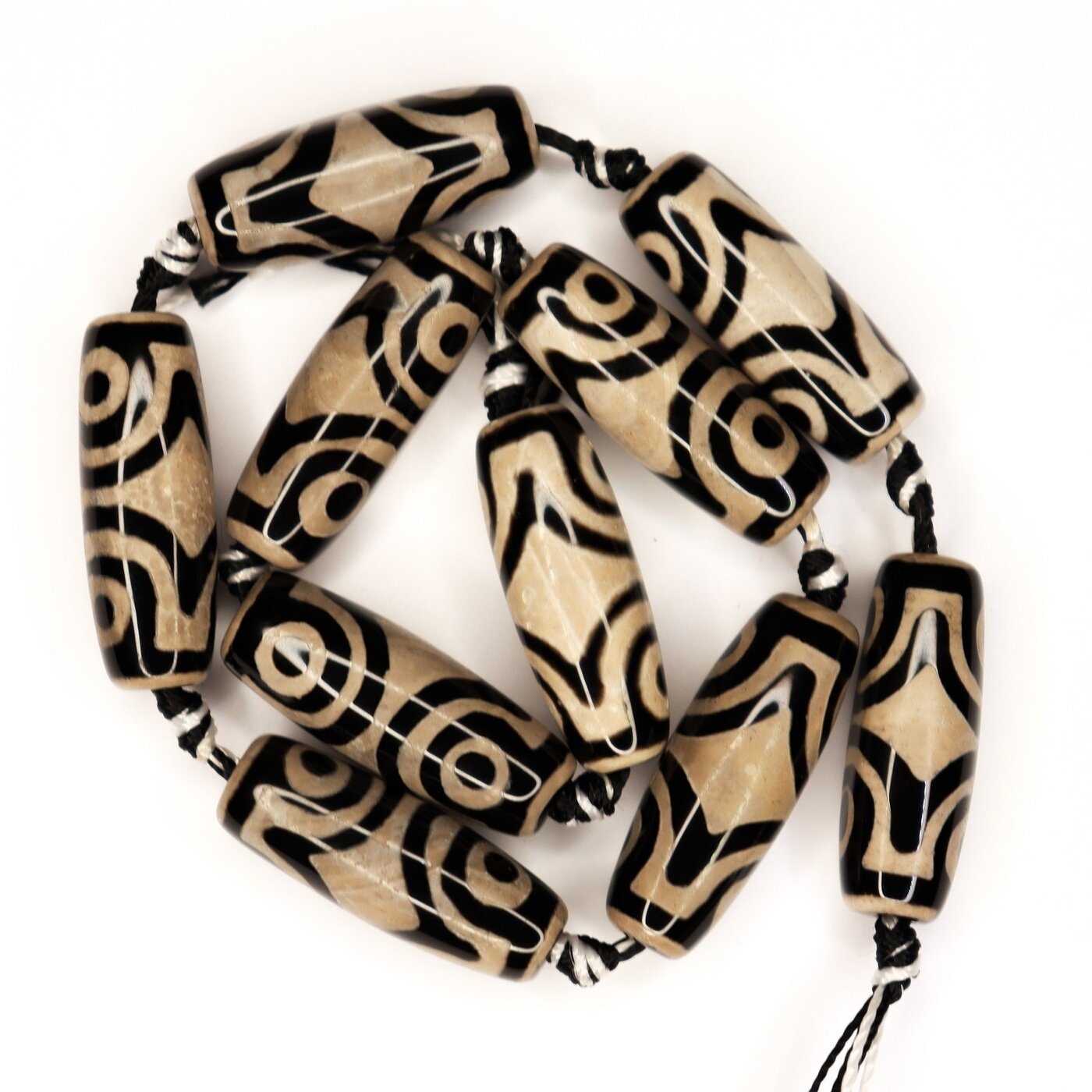 KamenOpt / Бусины Дзи "4 глаза" из камня Агат черный, 11х30 мм, нить / 10 шт