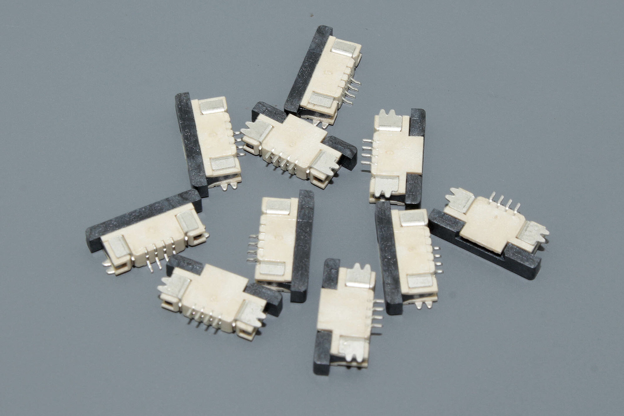 Разъем FPC Half Coverage Bottom Contact 0.8K-BX-4PWB 4 pin высота 2мм шаг 0,8мм 10 шт