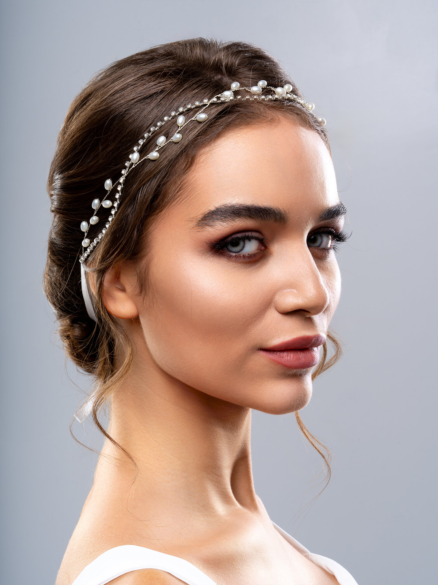 Ободок для волос MONALUNA Весна-лето, бижутерный сплав, жемчуг, стразы