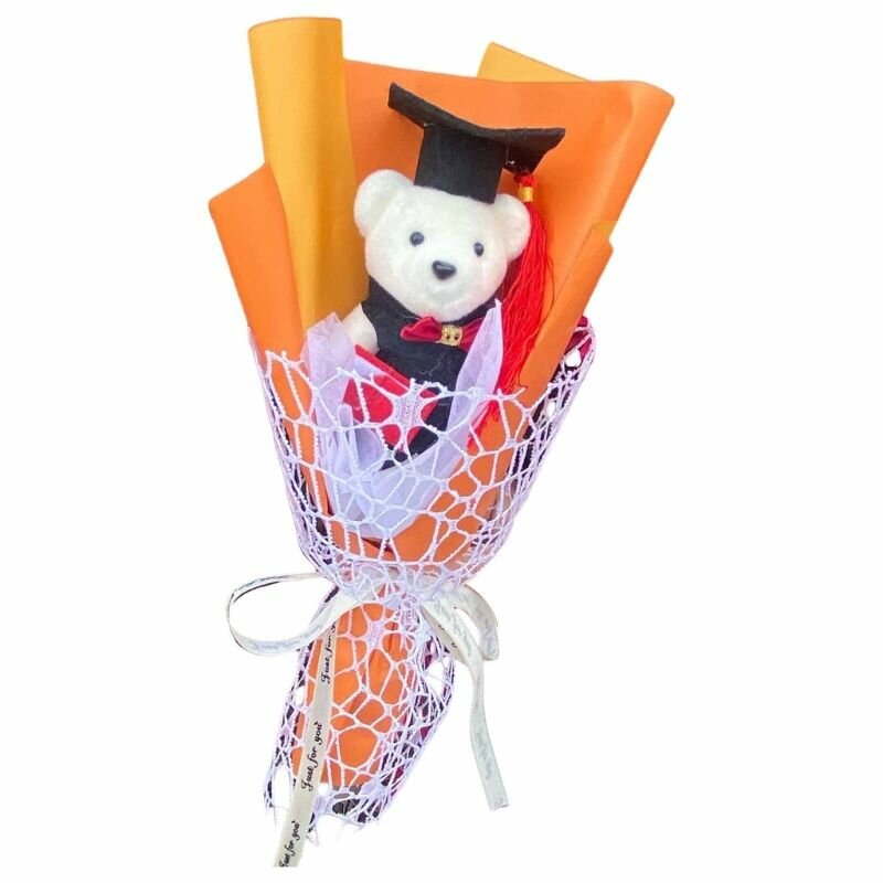 Букет из искусственных цветов с медвежонком