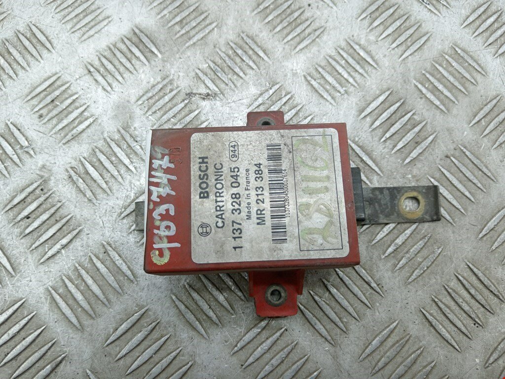 Иммобилайзер Mitsubishi Carisma MR213384 арт. 2236855