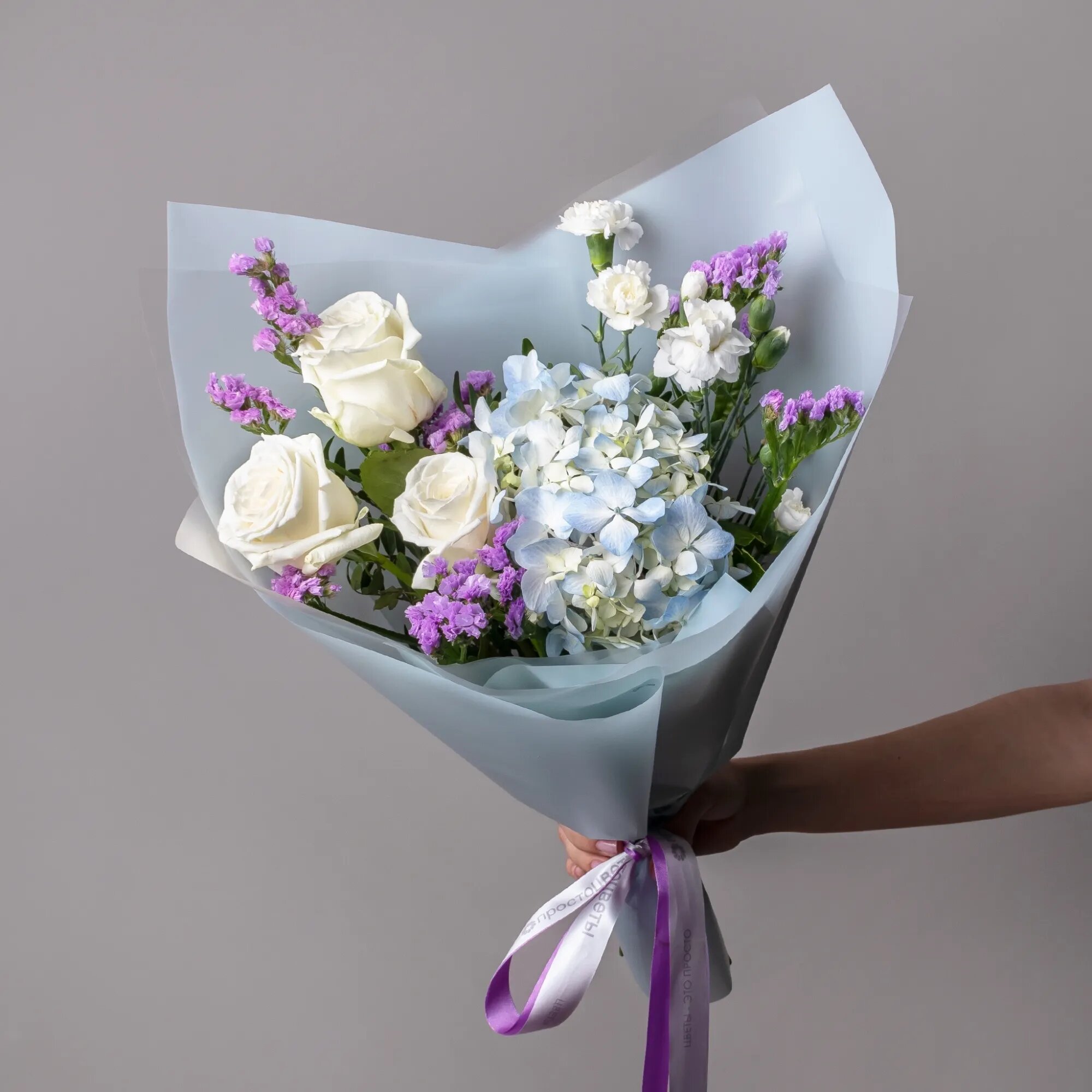 Букет цветов Летний Хит 2 в коробке и аквабоксе от "Простоцветы"