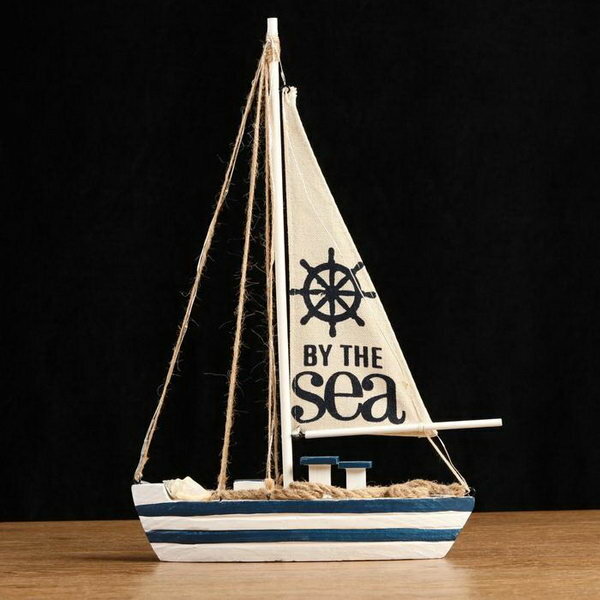 Корабль сувенирный с подсветкой 26*6*39см, цвет: белый, тематика праздника: 23 февраля