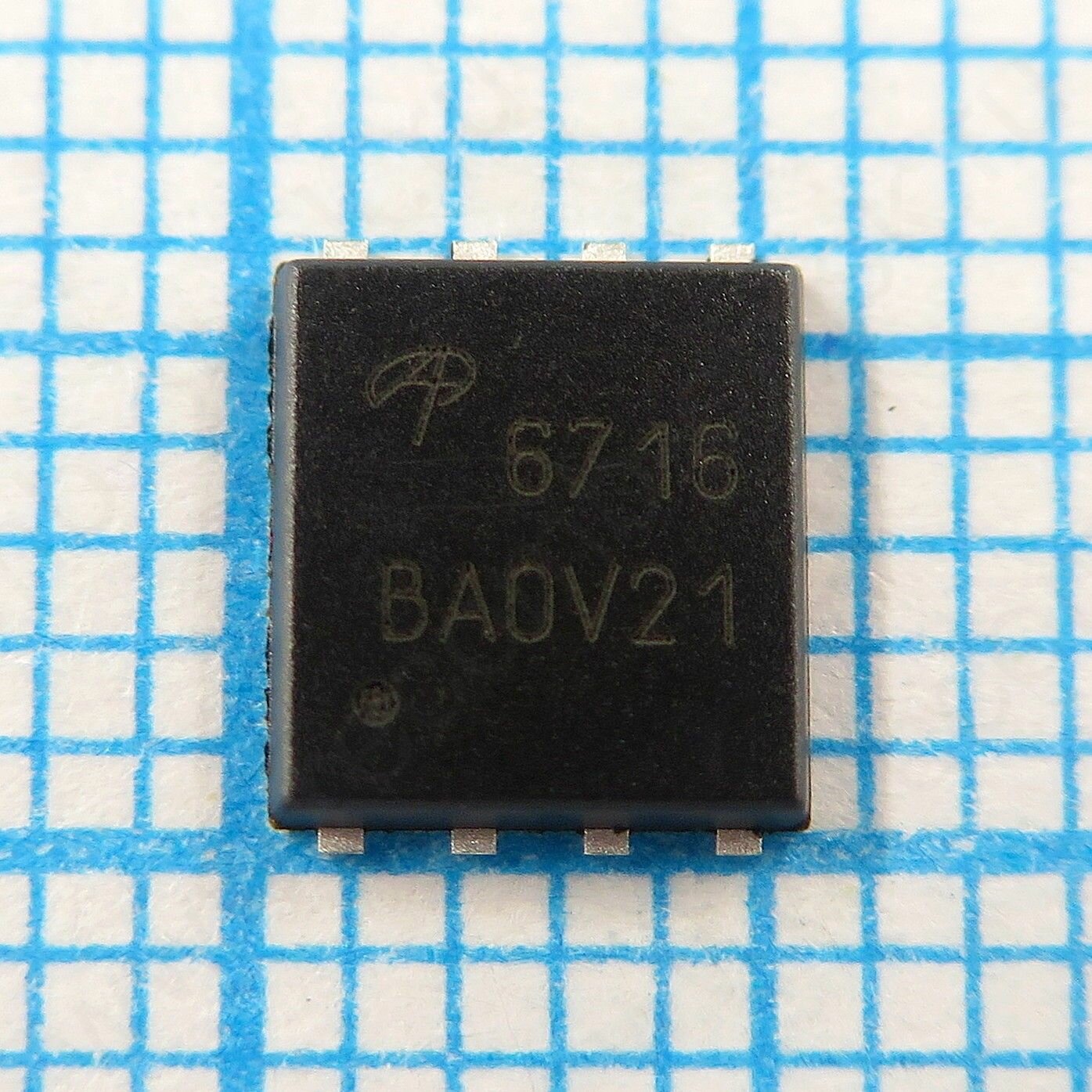 AON6716 6716 30V 85A - N-канальный MOSFET-транзистор.