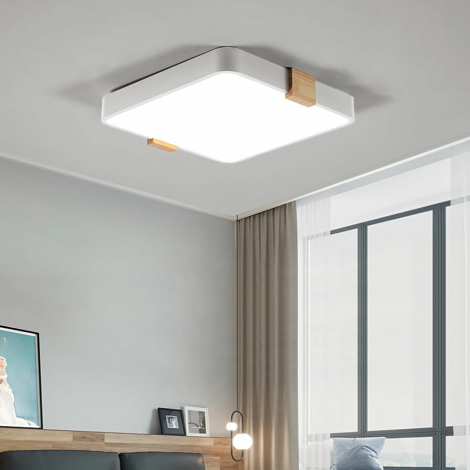 Потолочный светильник