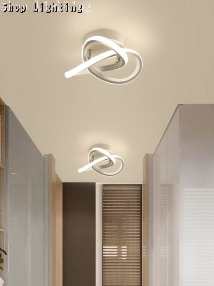 Креативный потолочный светильник в виде четырехлистного клевера