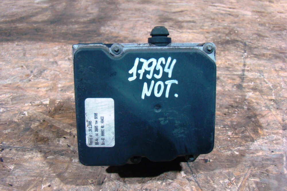 Nissan Note Блок ABS (насос) 476609U000