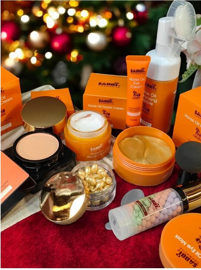 Набор косметики SABBI Horse Oil Premium Set Комплексный уход с лошадиным маслом для сияющей и упругой кожи