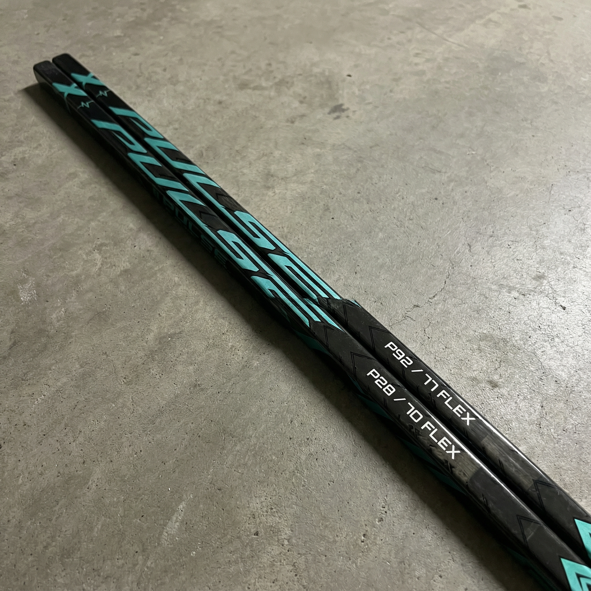 Клюшка хоккейная Bauer PULSE, флекс 77, загиб 92, левый хват, композитная, цвет уточняйте!