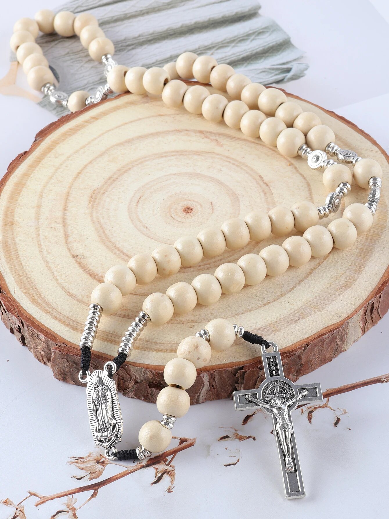 Деревянный крестик