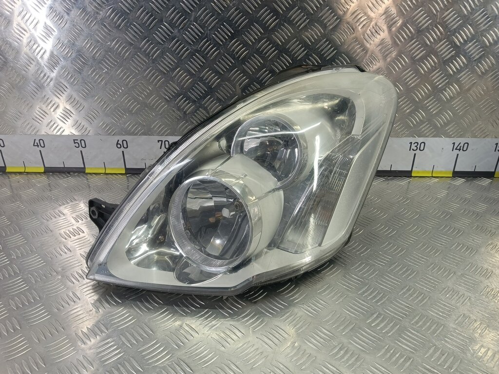 Фара передняя левая Б/У для Iveco Daily V (2011—2014) 5801375414