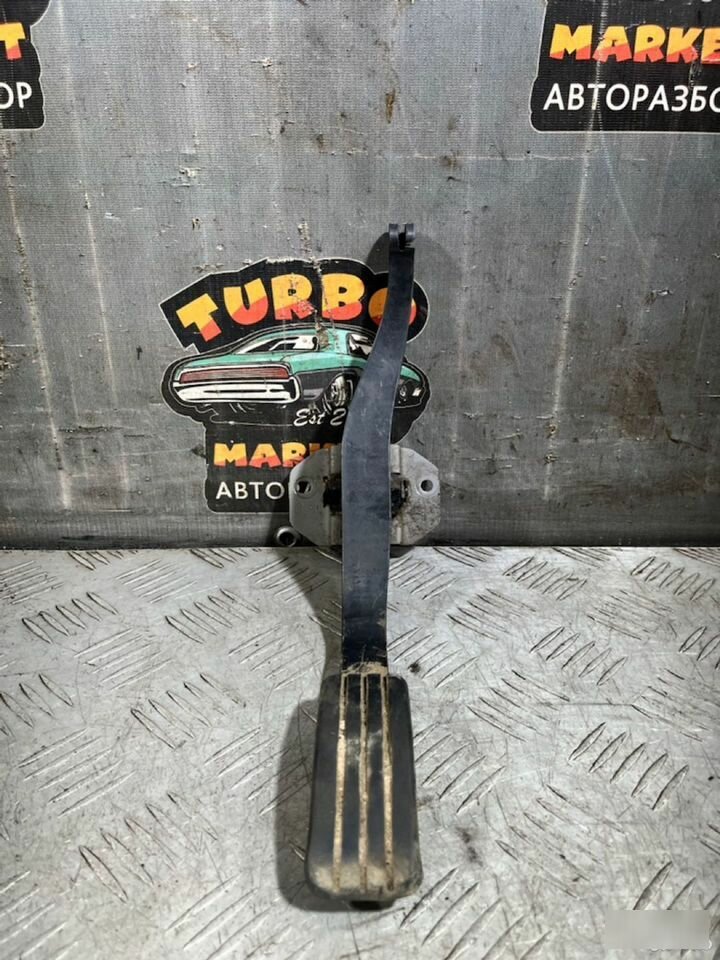 Педаль газа Renault Logan 2009-2015