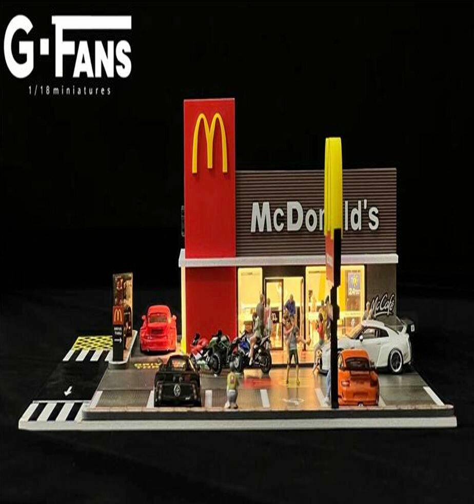 Диорама G-FANS 1:64 Led Light Diorama McDonald's scene model Building w/Parking