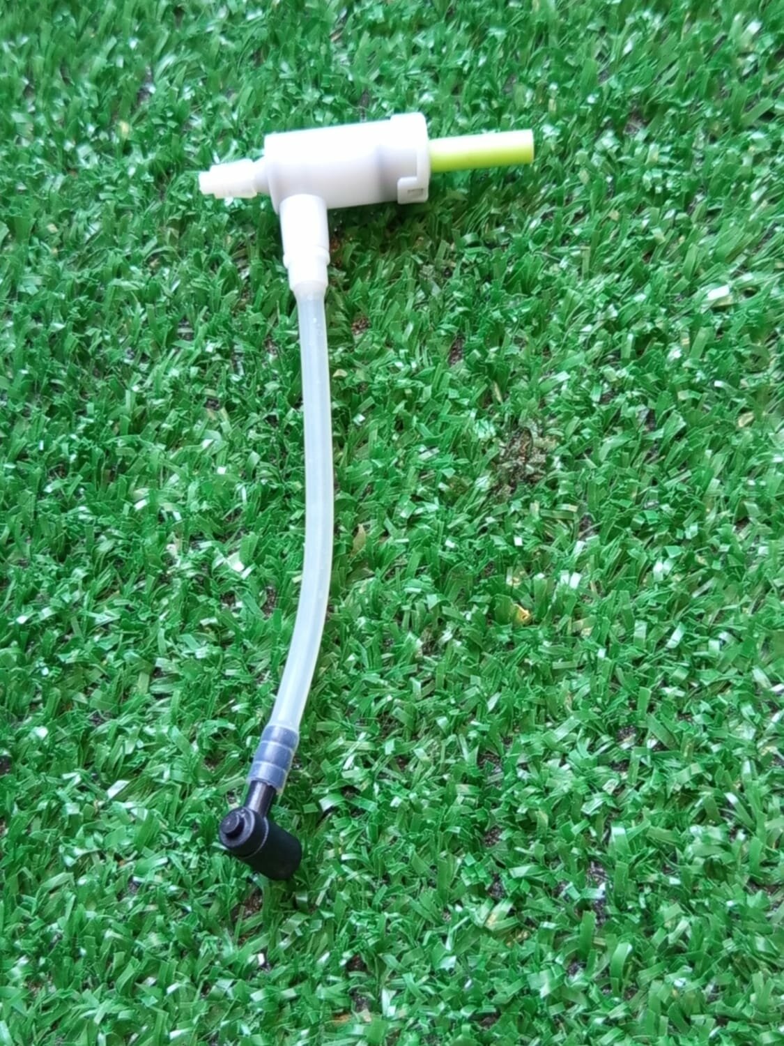 Клапан подачи пара для утюга Hyundai H-SI01339 ( с разбора )